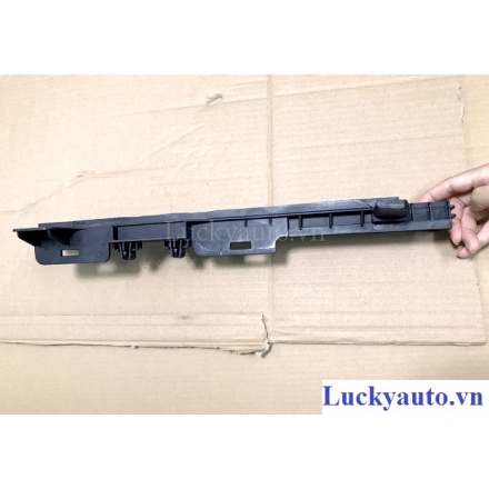 Giá đỡ giàn nóng xe Mercedes E250 CGI đời 2011_ 2045010320_ 204 501 03 20