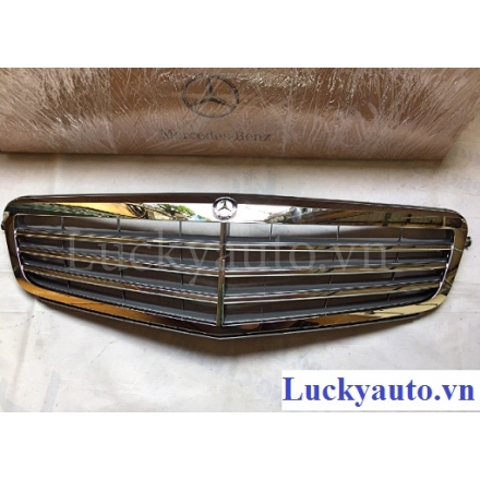 Mặt ca lăng xe Mercedes C250 CGI/ C250 đời 2013_ 204 880 14 83_ 2048801483