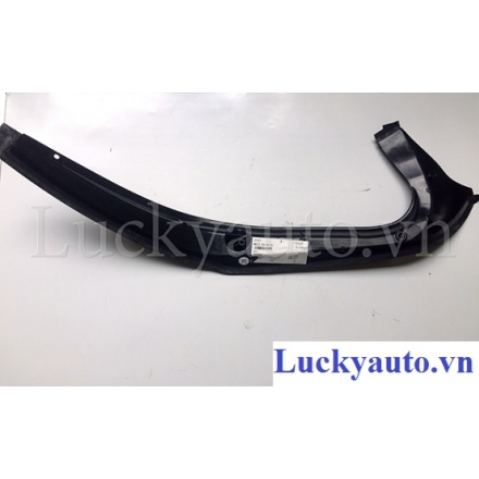 Ốp đèn hậu phải Mercedes S500, S550_ 2216940933