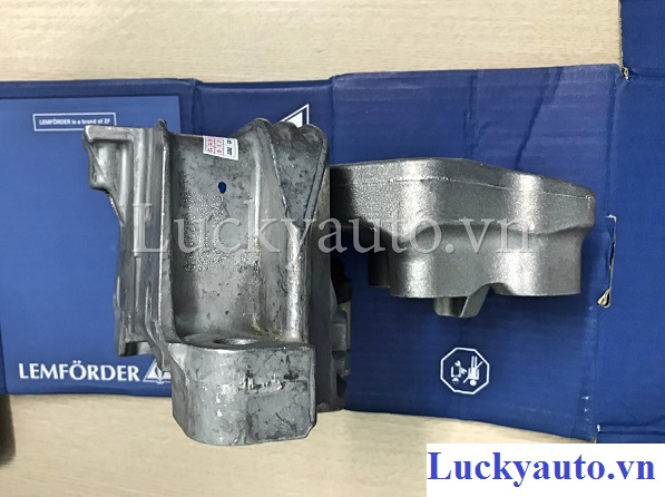 Cao su chân số xe Mercedes A250 đời 2013_ 246 240 06 17_ 2462400617