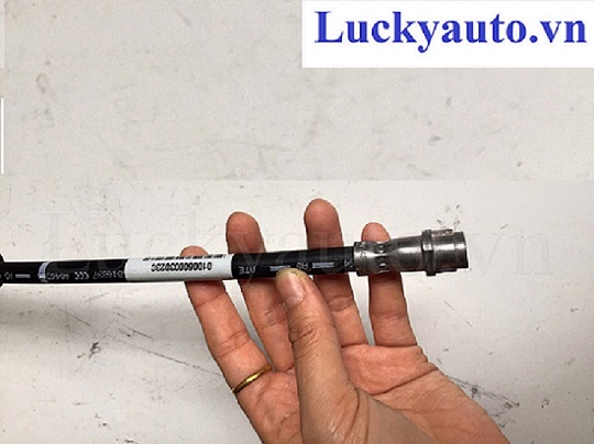 Ống dẫn dầu xe Mercedes ML350 4matic đời 2008_ 1644200448