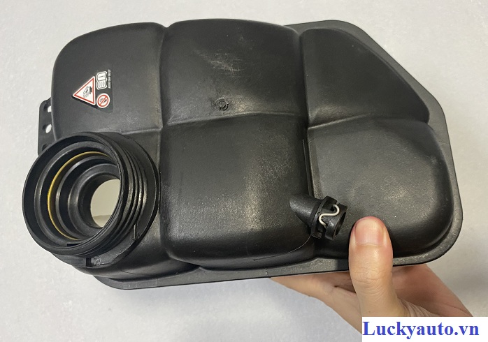 Bình nước phụ xe Mercedes W211_ 211 500 00 49- 2115000049