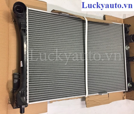 Két nước làm mát Mercedes GLK300 đời 2010_ 2045004303_ 204 500 43 03