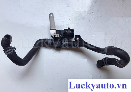 Máy bơm nước xe Mercedes GLC300 4Matic đời 2017_ 2742002451